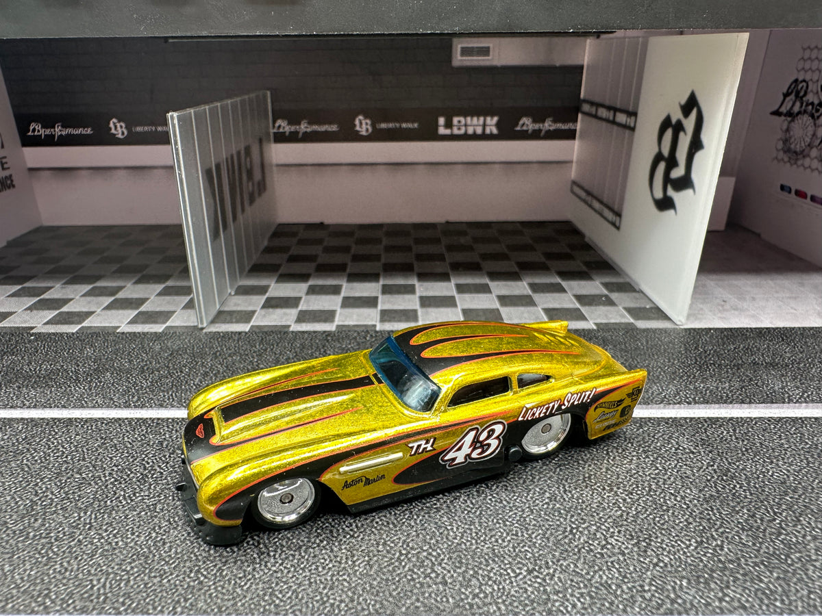 Hot Wheels Super Treasure Hunt Aston Martin DB4GT High Speed Edition ...